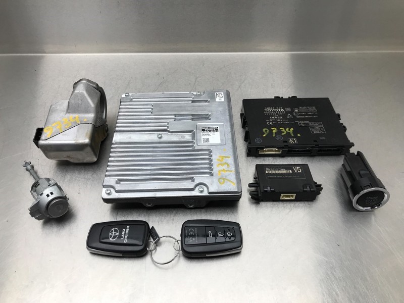 Centralita TOYOTA LAND CRUISER PRADO (_J15_) 2.8 D-4D (GDJ150_, GDJ155_, GDJ150, GDJ151 ...