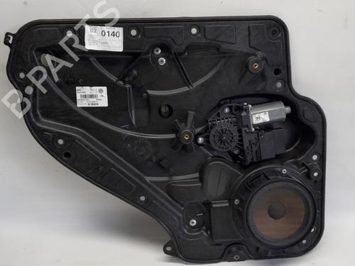 Lève-vitre arrière gauche VW GOLF VI (5K1) 1.6 TDI 1585851 | B-Parts