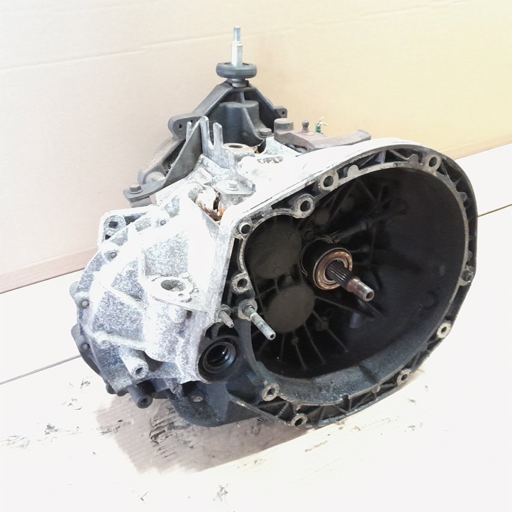 Gearbox RENAULT MASTER II Van (FD) 1.9 dCi 80 (FD0P) 12135803 | B-Parts