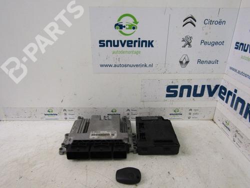 Engine control unit (ECU) RENAULT TRAFIC III Van (FG_) 1.6 dCi 125 ...