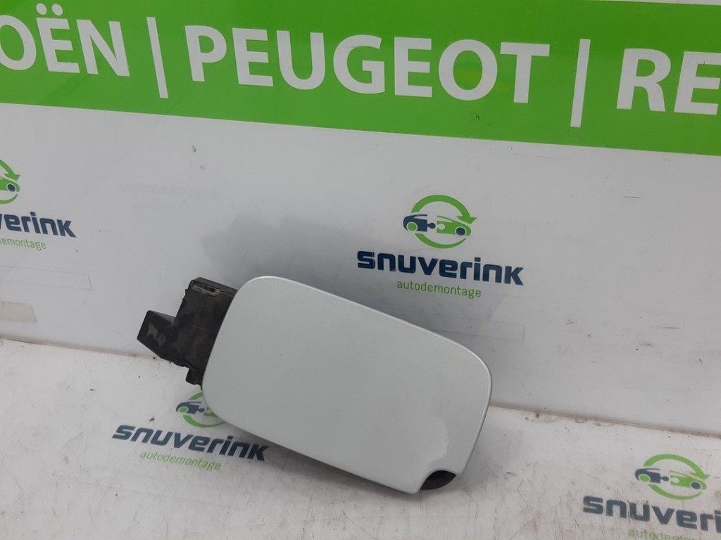 Fuel flap PEUGEOT PARTNER Box Body/MPV 1.6 HDi 15531080 | B-Parts