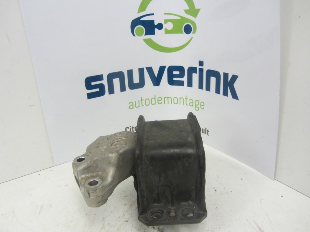 Engine mount PEUGEOT 5008 (0U_, 0E_) 1.6 HDi 22393933 | B-Parts