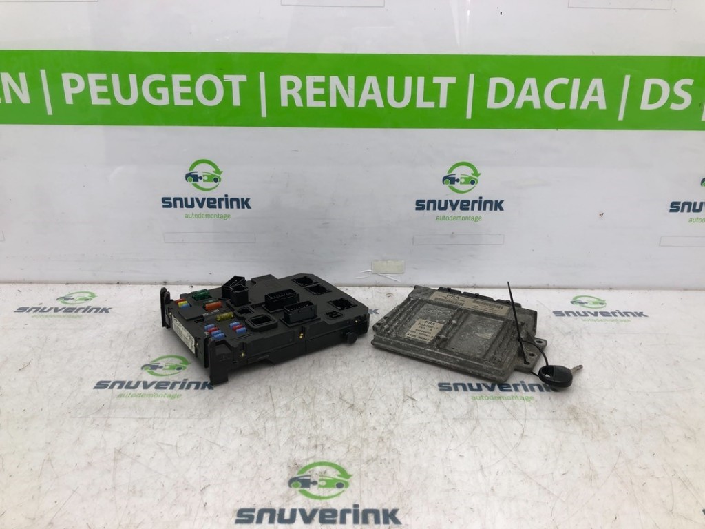 Engine control unit (ECU) PEUGEOT 206 Hatchback (2A/C) 1.4 i 12679512 ...
