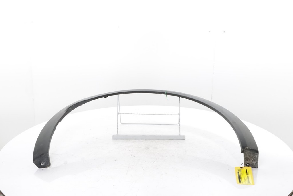 Wheel arch trim RENAULT CAPTUR II (HF_) TCe 140 (HFN0) 30186398 | B-Parts