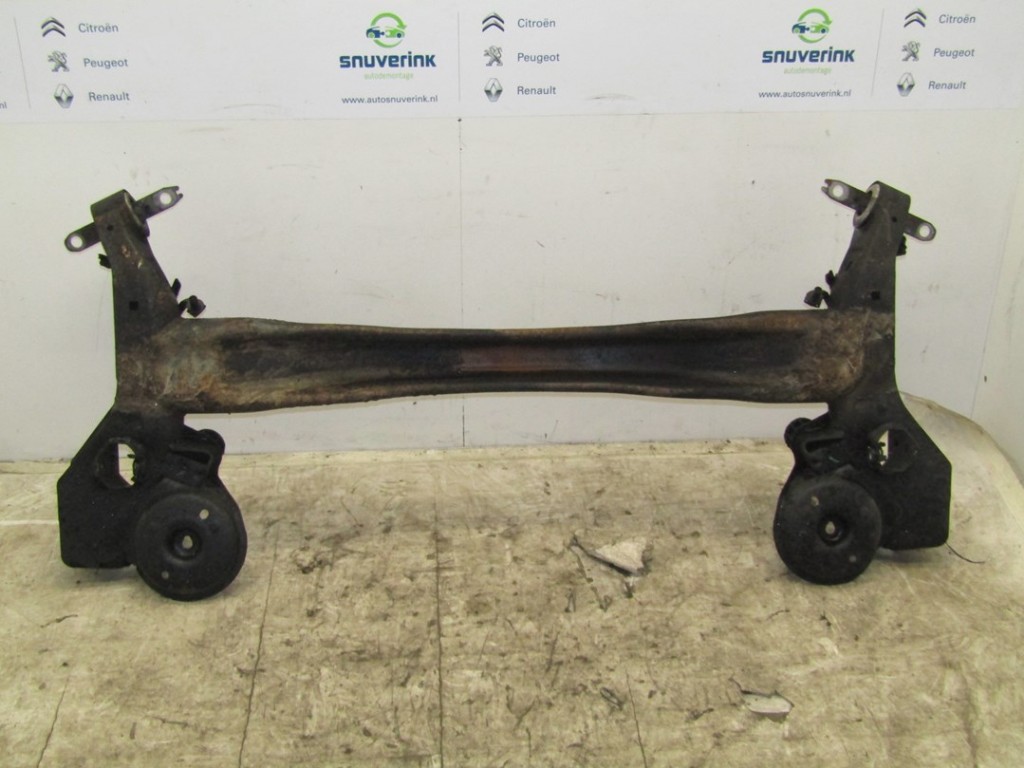 Rear axle PEUGEOT 308 SW II (LC_, LJ_, LR_, LX_, L4_) 1.6 BlueHDi 120 ...