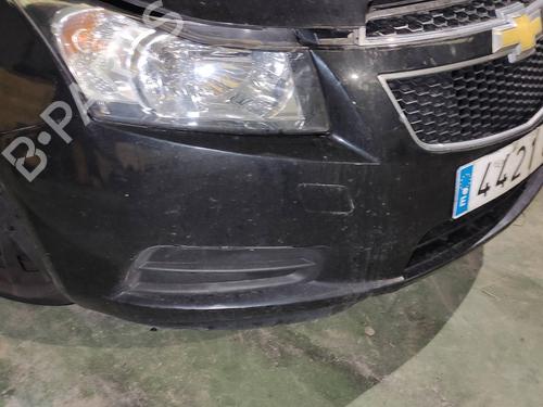 Paragolpes delantero CHEVROLET CRUZE (J300) 2.0 CDI 4928887 | B-Parts