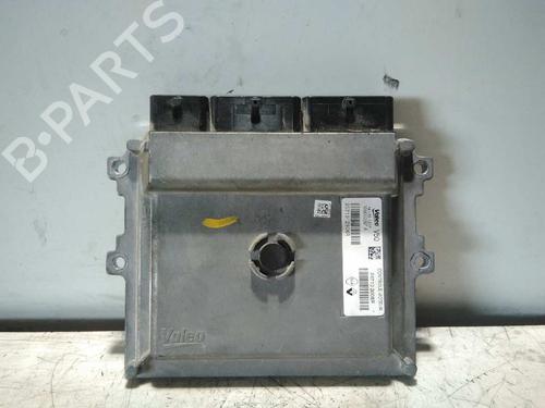 Engine control unit (ECU) DACIA SANDERO II 5811118 | B-Parts
