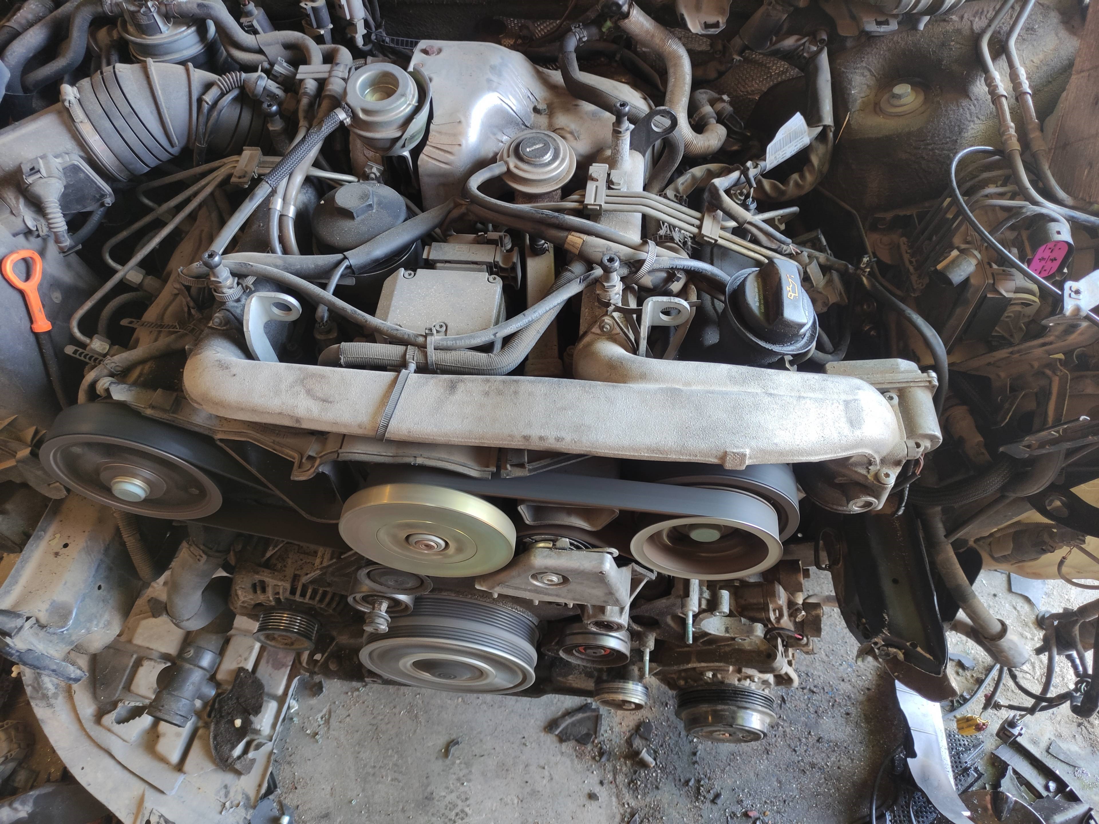 Engine AUDI A4 B7 Avant (8ED) 2.5 TDI 9726241 | B-Parts