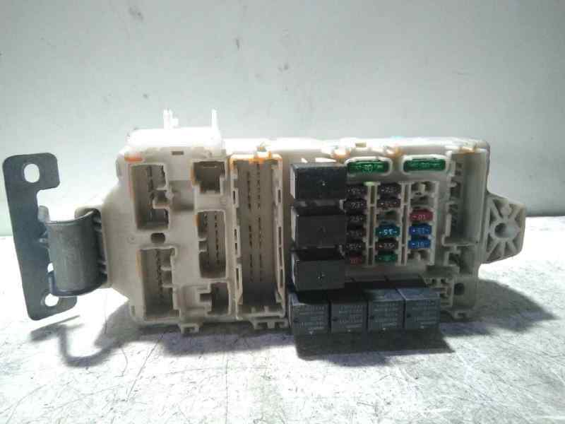 Fuse box MITSUBISHI GRANDIS (NA_W) 2.0 DI-D (NA8W) 6003966 | B-Parts