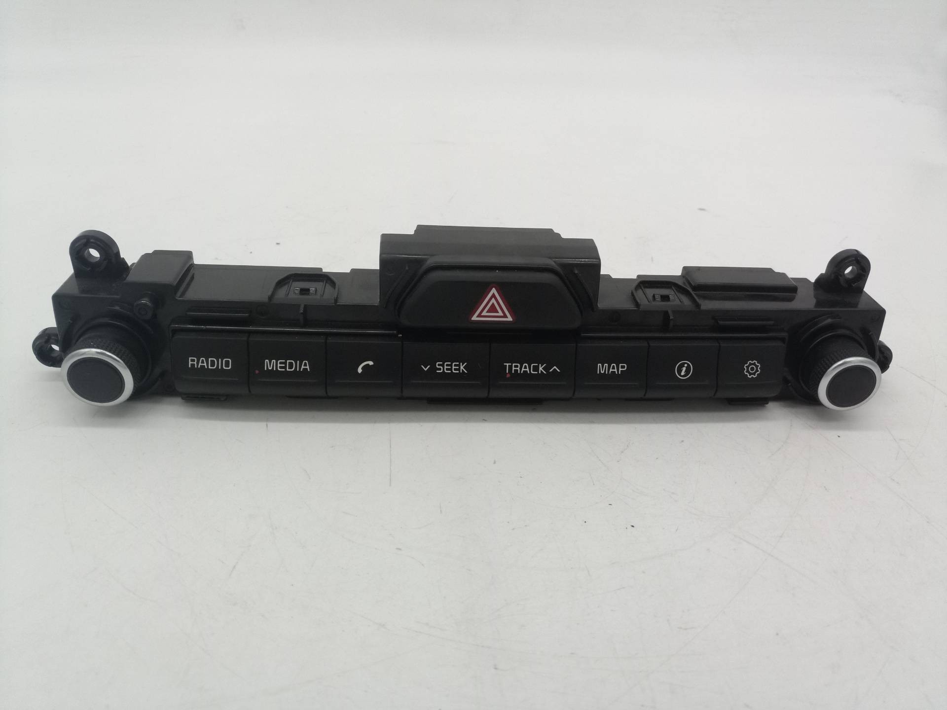 Comutador KIA SPORTAGE IV (QL, QLE) 13811552 | B-Parts