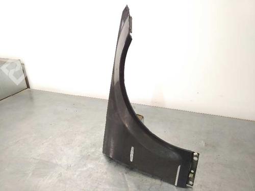Right front fenders MERCEDES-BENZ C-CLASS (W204) 5602381 | B-Parts