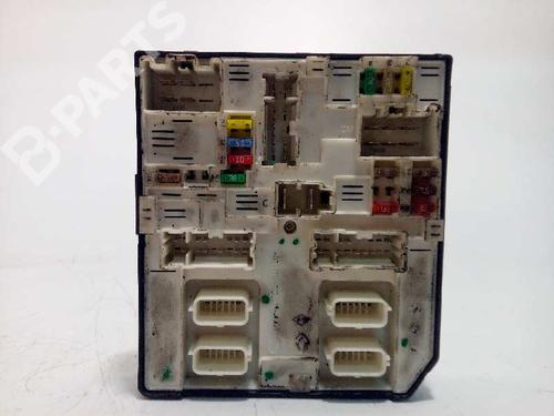 Fuse box RENAULT MASTER III Van (FV) 2.3 dCi 125 FWD (FV0C, FV0D, FV0G ...