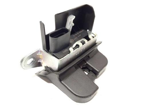 Tailgate lock VW POLO VI (AW1, BZ1, AE1) 1.0 TSI 12593938 | B-Parts