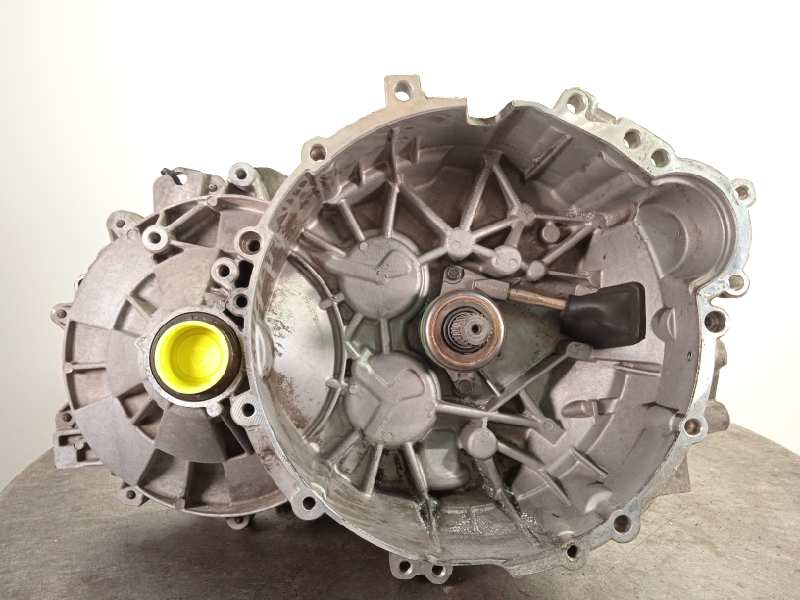 Manual gearbox VOLVO S60 I (384) 2.4 D5 8193309 | B-Parts