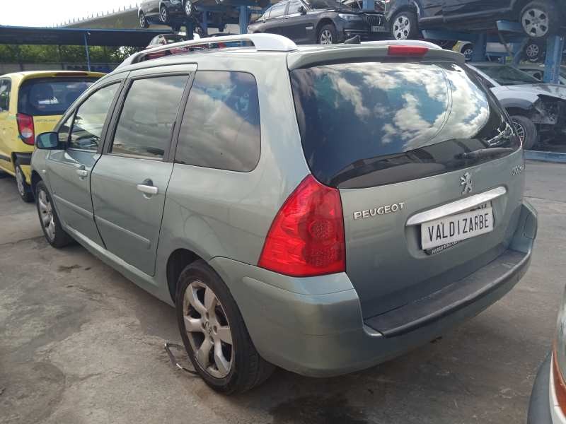 Front bumper PEUGEOT 307 SW (3H) 2.0 HDi 135 7401CZ | B-Parts