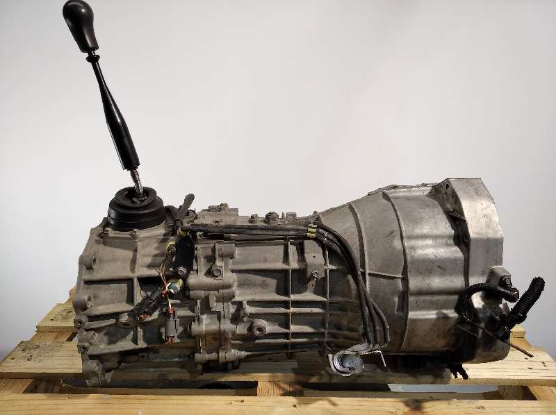 Manual Gearbox NISSAN PATHFINDER III (R51) 32100CD300 | B-Parts