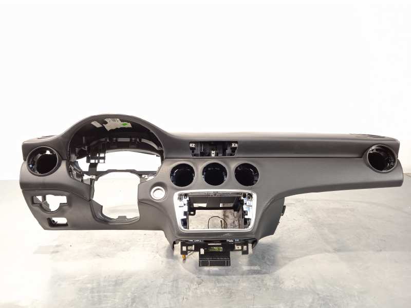 Dashboard MERCEDES-BENZ A-CLASS (W176) A 200 CDI (176.001) 7181997 | B ...