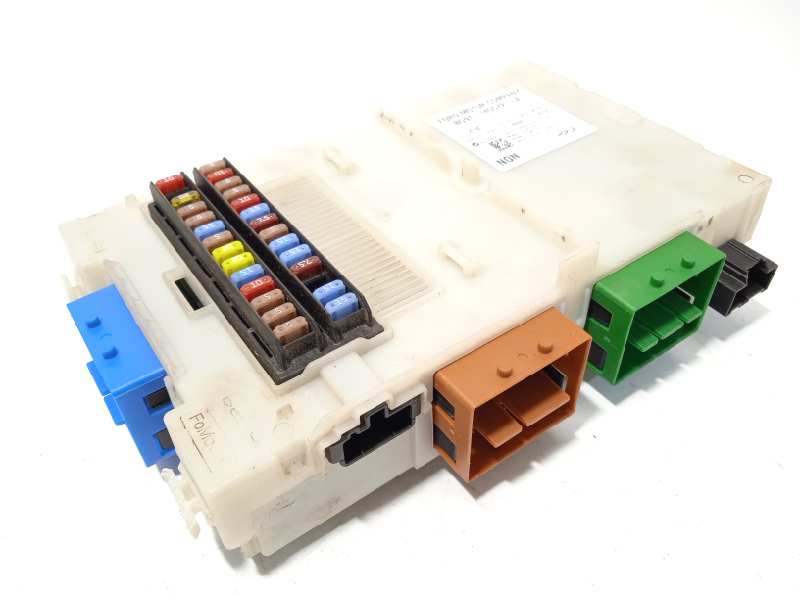 Fuse box LAND ROVER FREELANDER 2 (L359) 2.2 TD4 4x4 7657510 | B-Parts