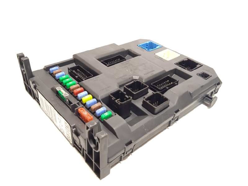 Fuse box CITROËN C3 II (SC_) 1.2 VTi 82 7996253 | B-Parts