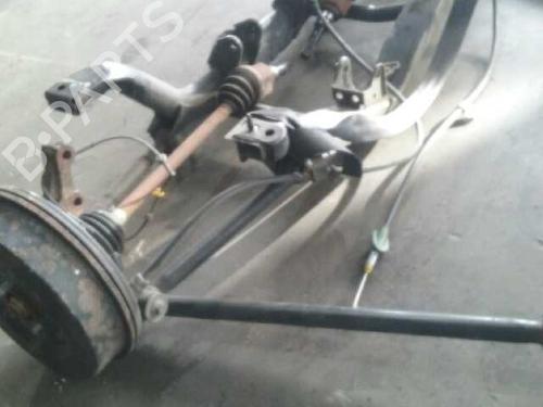 Rear axle LAND ROVER FREELANDER I (L314) 2.0 Td4 4x4 1303913 | B-Parts