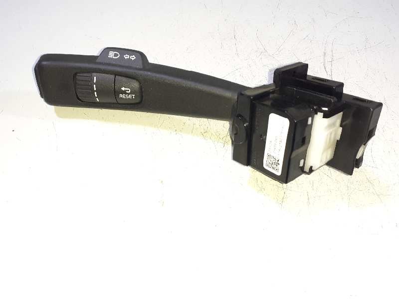 Switch VOLVO V60 I (155, 157) 2.0 D3 8728584 | B-Parts
