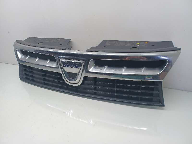Front grille DACIA DUSTER (HS_) 1.5 dCi 9300500 | B-Parts