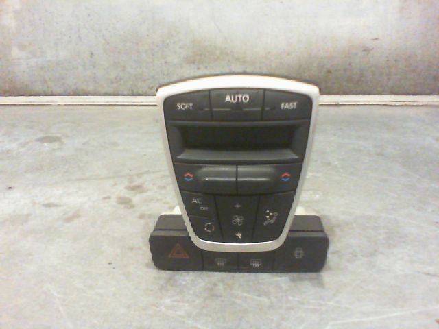 Climate control RENAULT LAGUNA III (BT0/1) 2.0 dCi GT (BT11, BT1E, BT1N ...