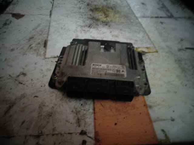 Engine control unit (ECU) PEUGEOT 307 (3A/C) 10996996 | B-Parts