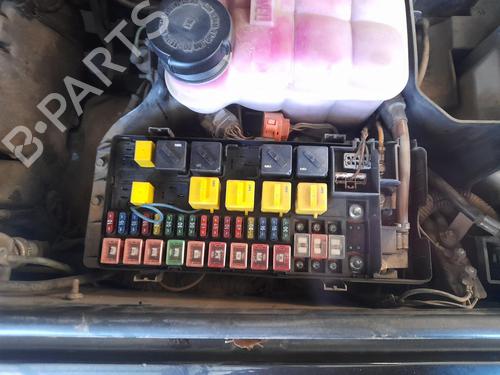 Fuse box LAND ROVER DISCOVERY II (L318) 2.5 Td5 4x4 12375345 | B-Parts