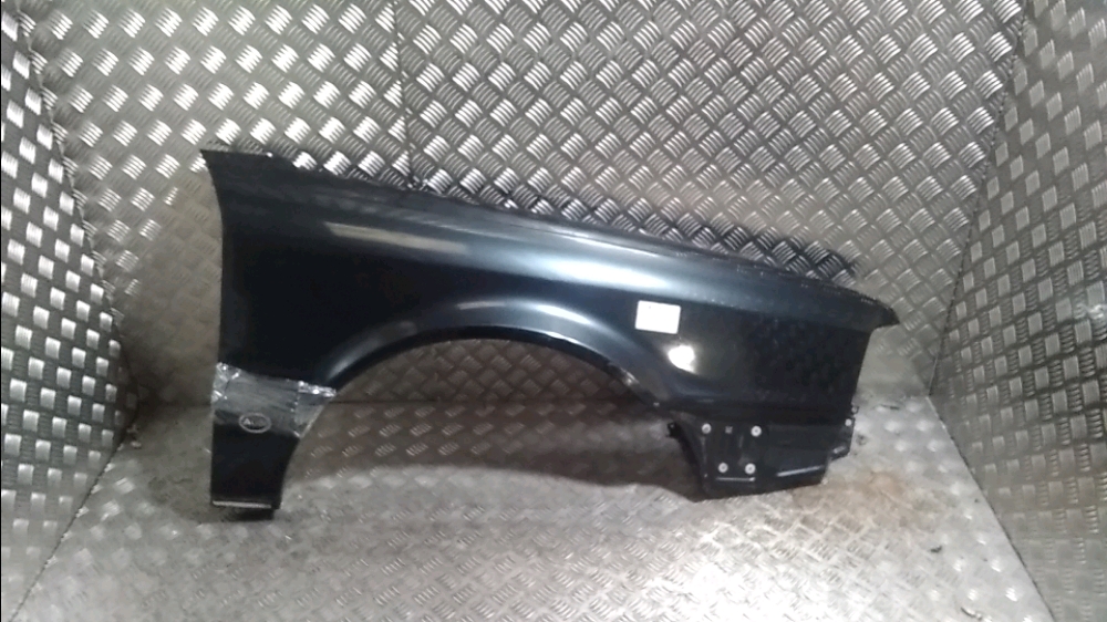 Kotflügel rechts vorne AUDI 80 B4 Saloon (8C2) 1.9 TDI 13080673 | B-Parts