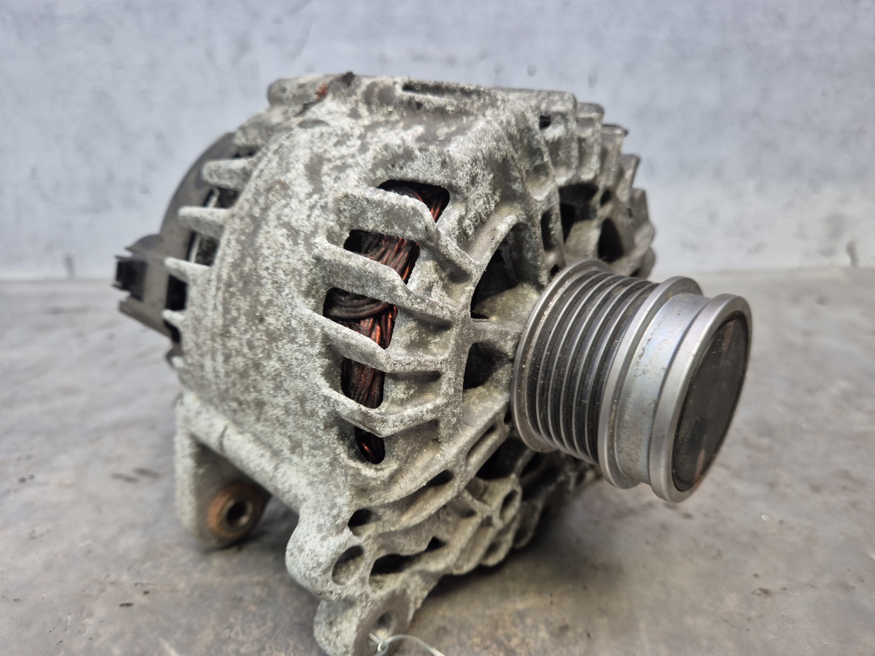 Alternator SKODA SCALA (NW1) 1.0 TSI 30916208 | B-Parts