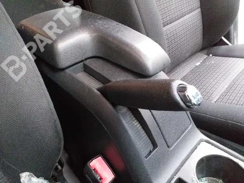 Armrest / Center console MERCEDES-BENZ B-CLASS Sports Tourer (W245 ...