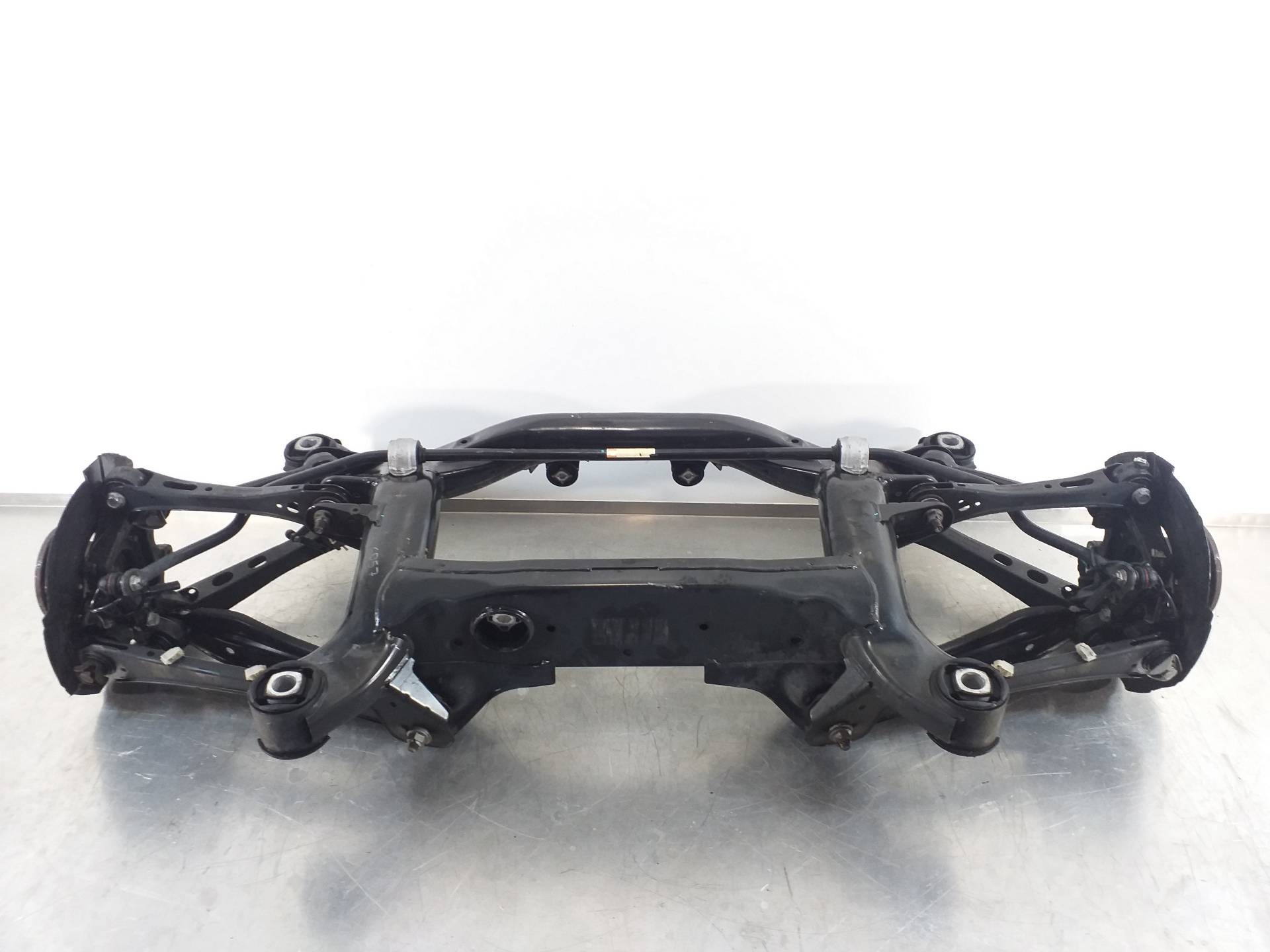 Rear axle BMW X3 (F25) xDrive 20 d 6817042 | B-Parts