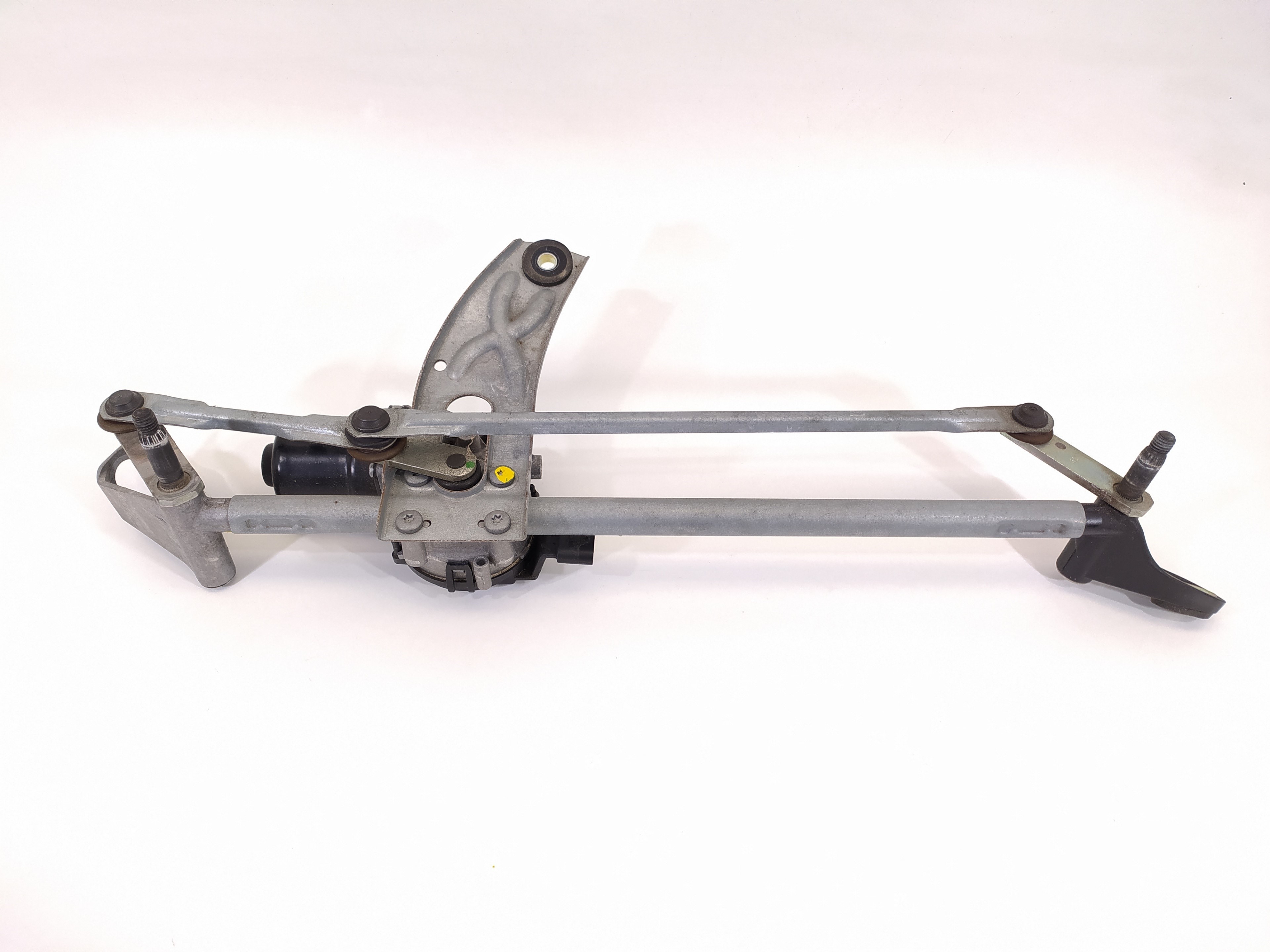 Front wiper motor MERCEDES-BENZ A-CLASS (W177) 8352073 | B-Parts