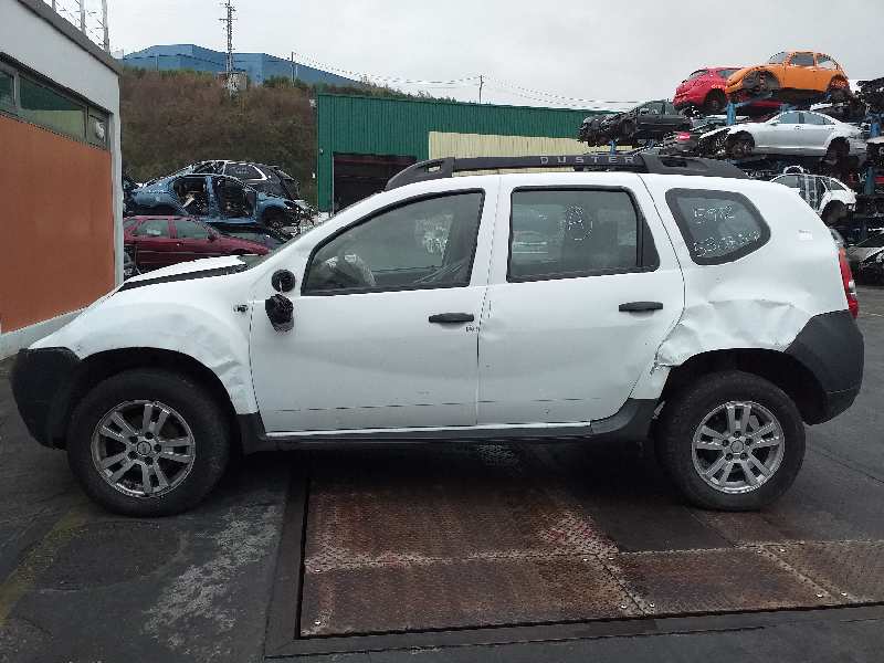 Rear bumper reinforcement DACIA DUSTER (HS_) | B-Parts