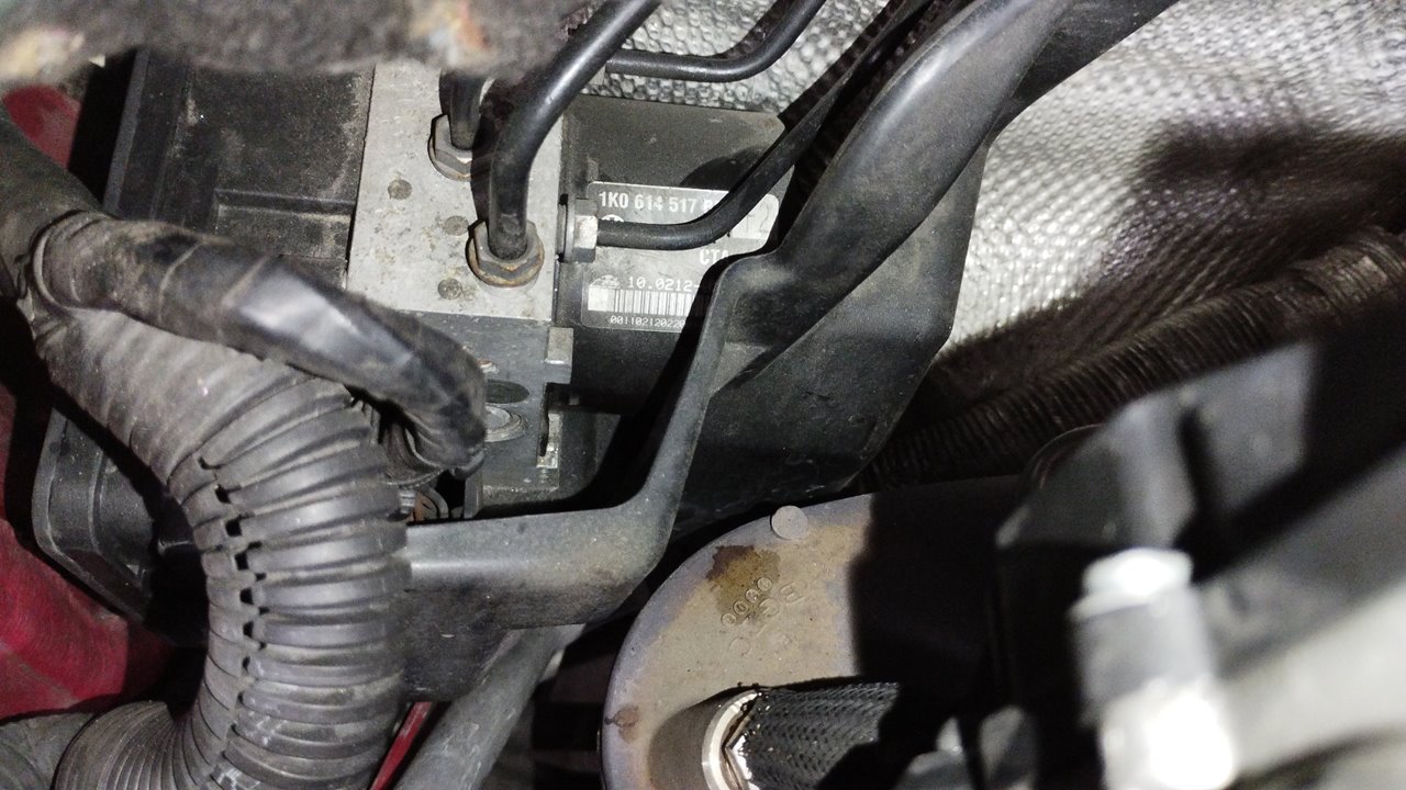 ABS pump SEAT LEON (1P1) 10041793 | B-Parts