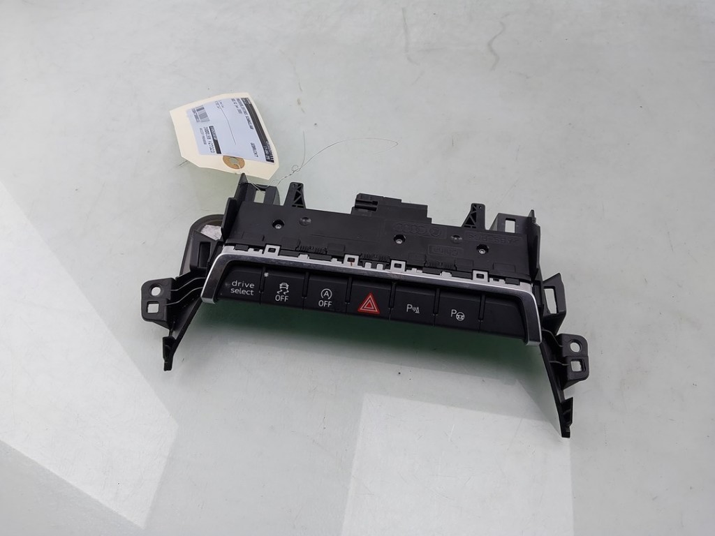 Comutador / Botão 4 piscas AUDI A3 Sportback (8YA, 8YF) 35 TFSI Mild ...