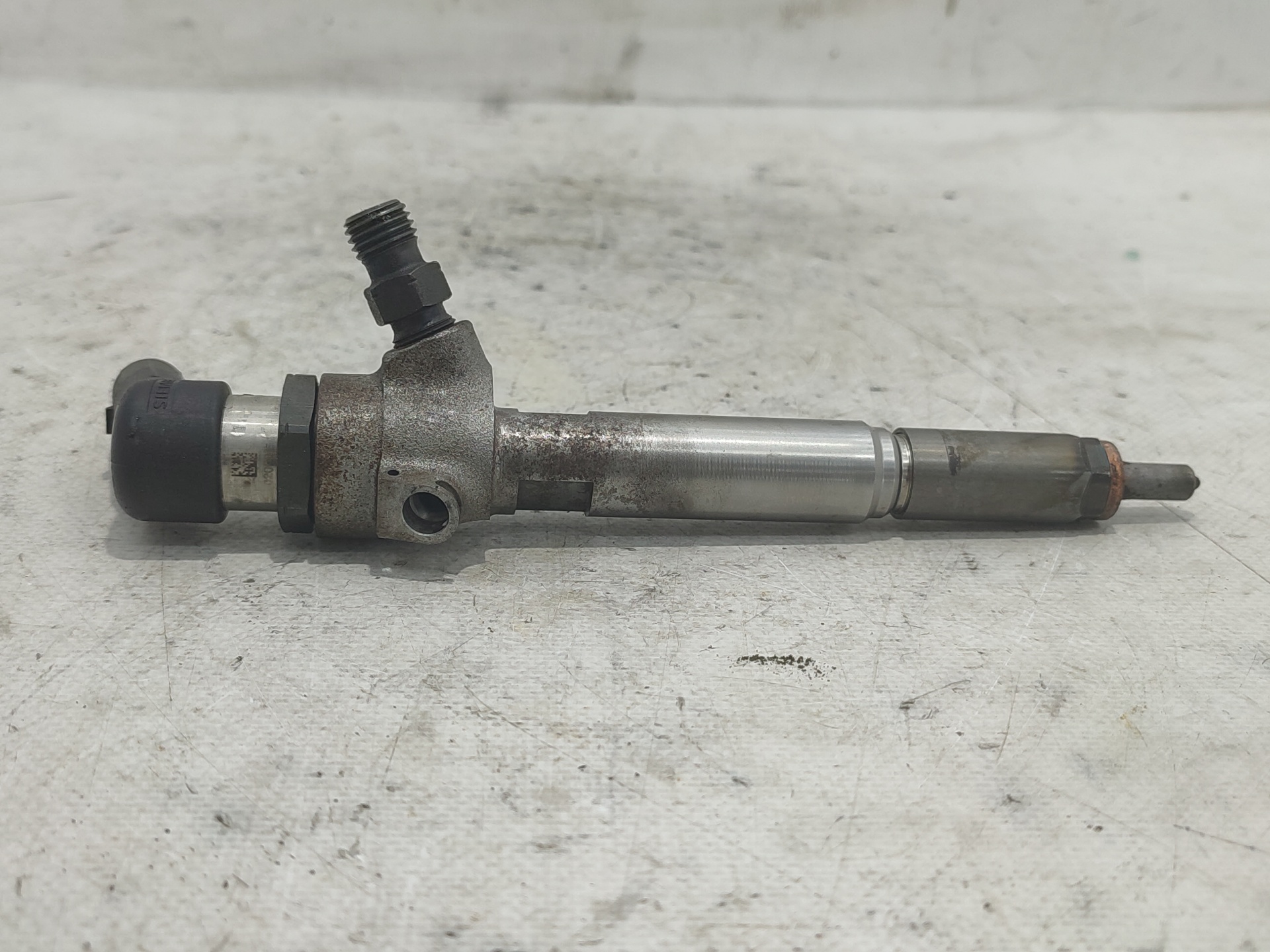Injector RENAULT SCÉNIC II (JM0/1_) 22761629 | B-Parts