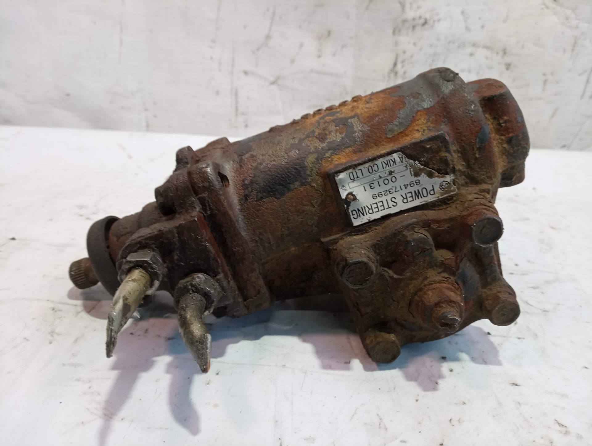 Steering rack ISUZU TROOPER I (UBS) 7709970 | B-Parts