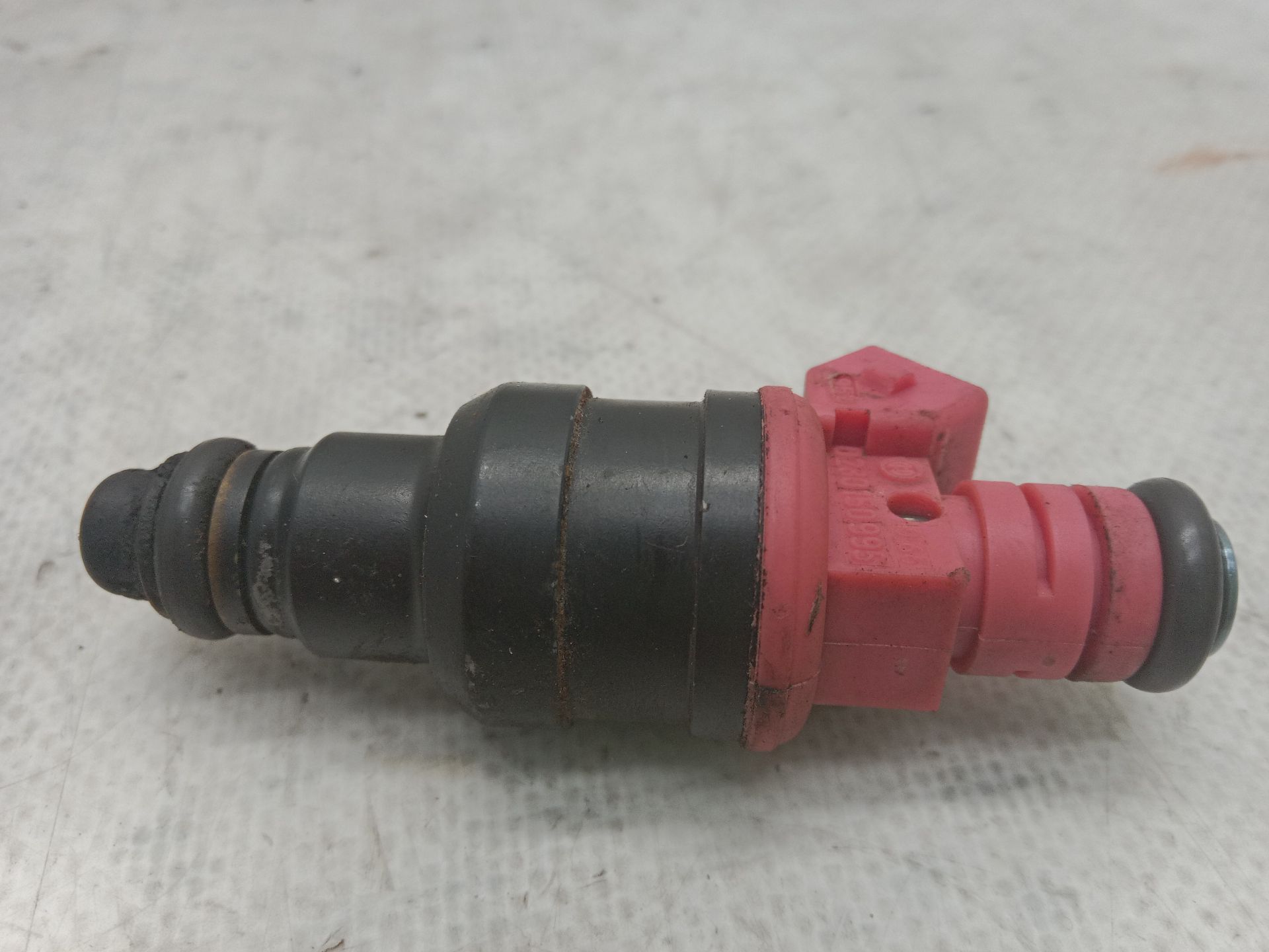 Injector RENAULT CLIO II (BB_, CB_) 1.2 (BB0A, BB0F, BB10, BB1K, BB28, BB2D, BB2H, CB0A ...