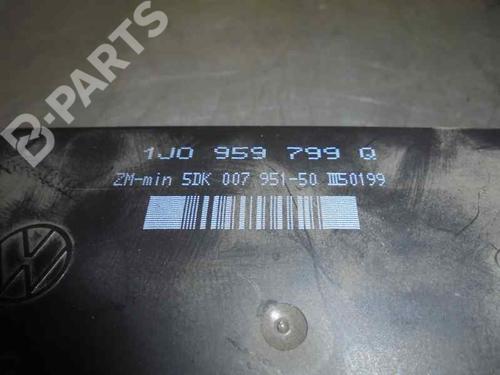 Electronic module VW GOLF IV (1J1) 1.6 2077940 | B-Parts