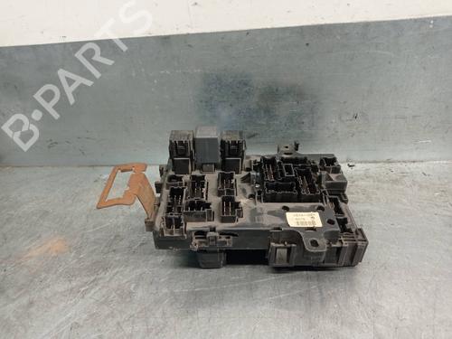Fuse box NISSAN TERRANO II (R20) 2.7 TDi 4WD 3727576 | B-Parts