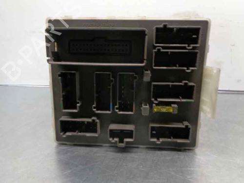 Fuse box FORD FOCUS I (DAW, DBW) 1.6 16V 6053831 | B-Parts