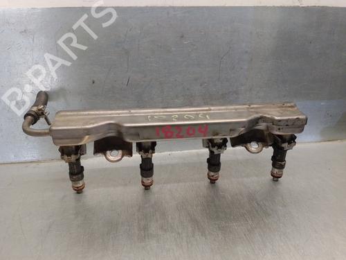 Rail D'Injecteurs NISSAN MICRA III (K12) 1.4 16V 13685805 | B-Parts