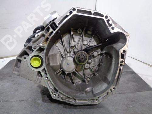 Manual gearbox DACIA DUSTER (HS_) 1.5 dCi 10309772 | B-Parts