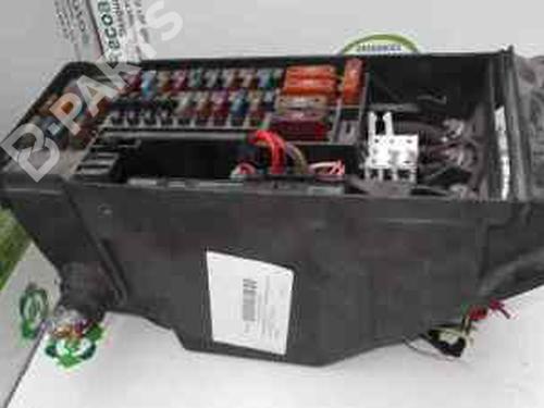 Fuse box MERCEDES-BENZ SLK (R170) 230 Kompressor (170.447) 2307567 | B ...
