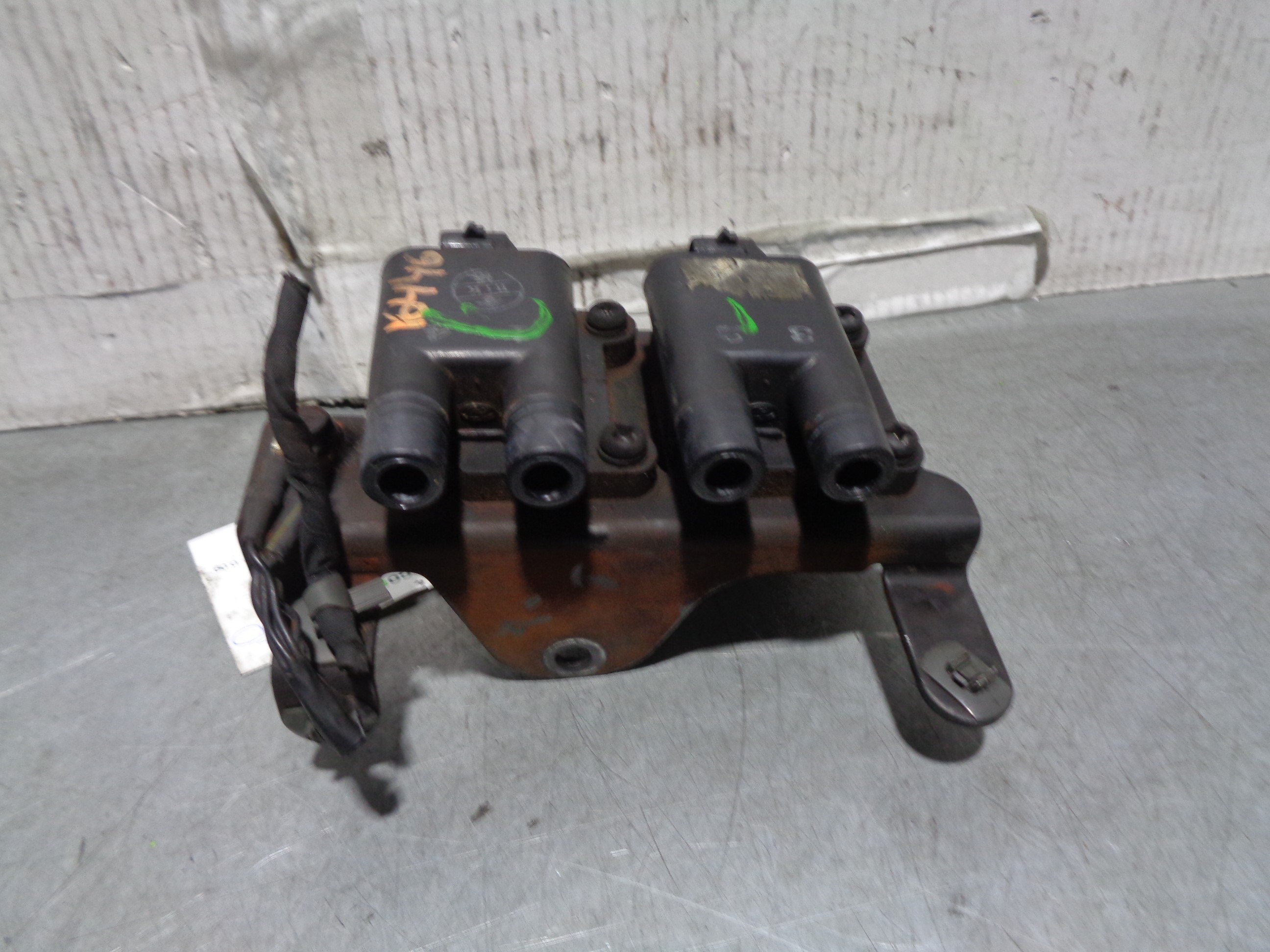 Ignition coil HYUNDAI GETZ (TB) 1.1 10749805 | B-Parts