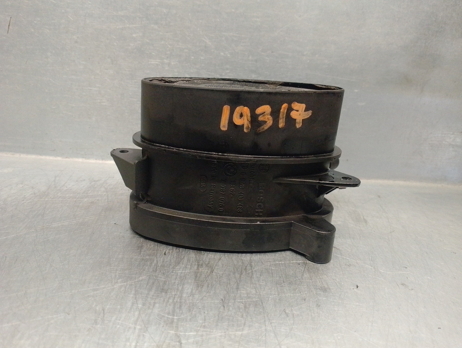 Mass air flow sensor BMW 3 (E46) 320 d 16165599 | B-Parts