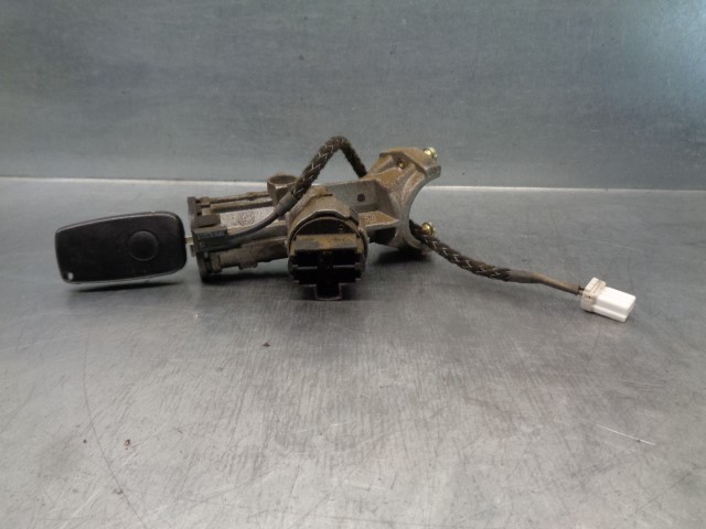 Ignition barrel FIAT DUCATO Bus (244_) 2.3 JTD 10309463 | B-Parts