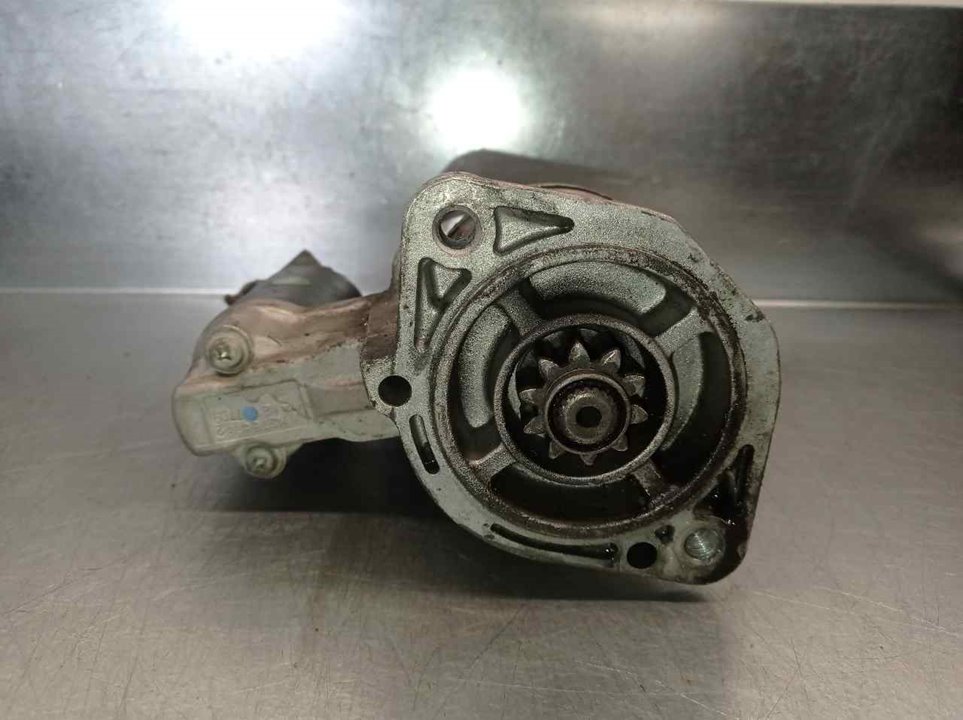 Starter HYUNDAI H100 Van 2.5 TDiC 9173312 | B-Parts